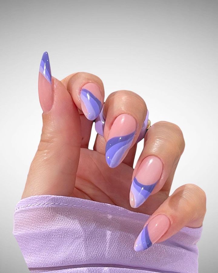 Vogue Portugal | #nailinspiration: very peri em 18 imagens de inspiração