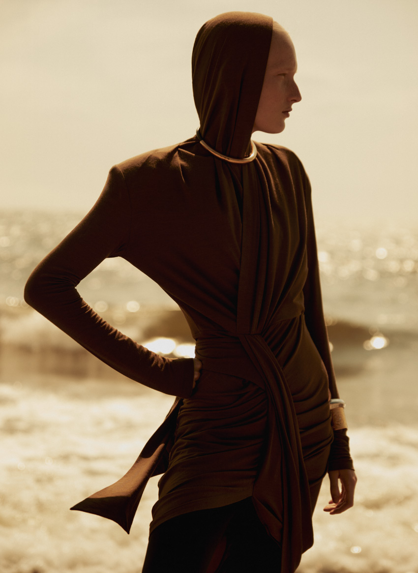 The mood is...Hood | Vogue Portugal